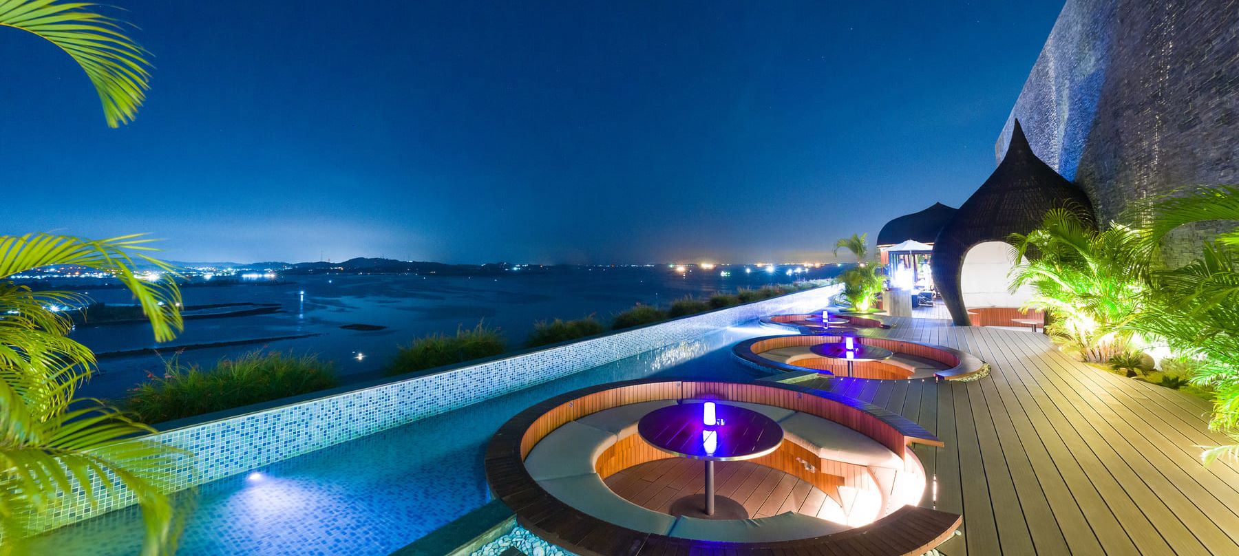 A Panoramic Rooftop in Batam | Altitude Rooftop Batam